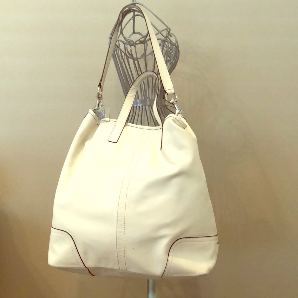Coach Large, Cream-Color Leather Bucket Bag Purse - Gem